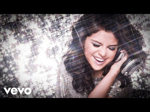 Selena Gomez & The Scene - A Year Without Rain (Spanglish Version)