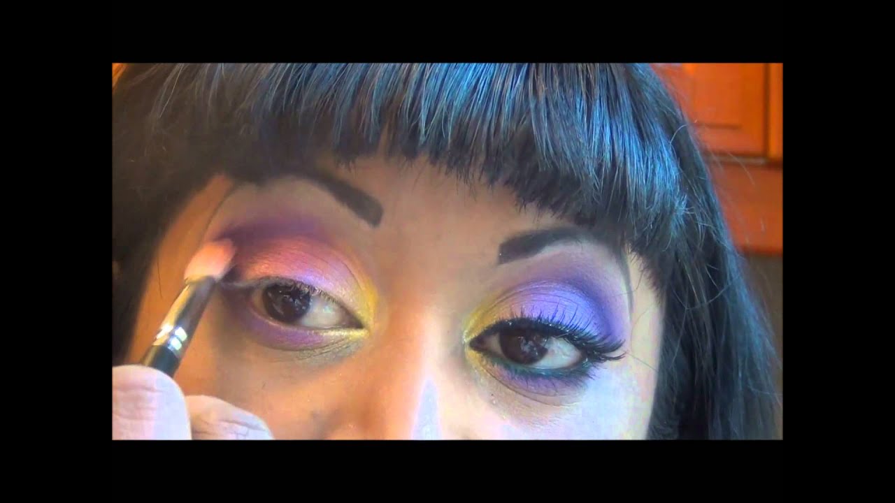 Cosmic Violet makeuplook - YouTube