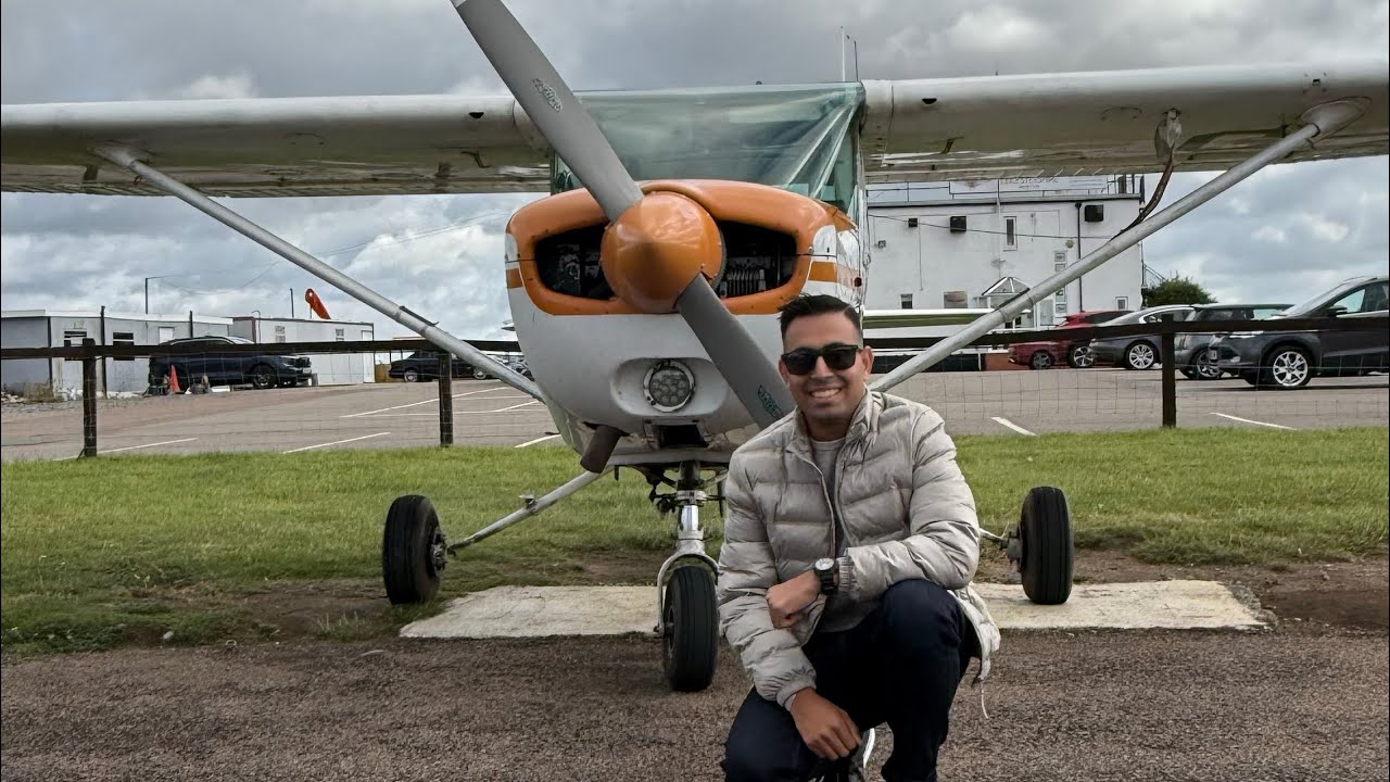 How to fly an Airplane (Cessna 152) - Flying Lesson Edit - YouTube