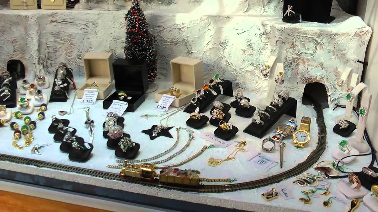 Gold train and diamonds - YouTube