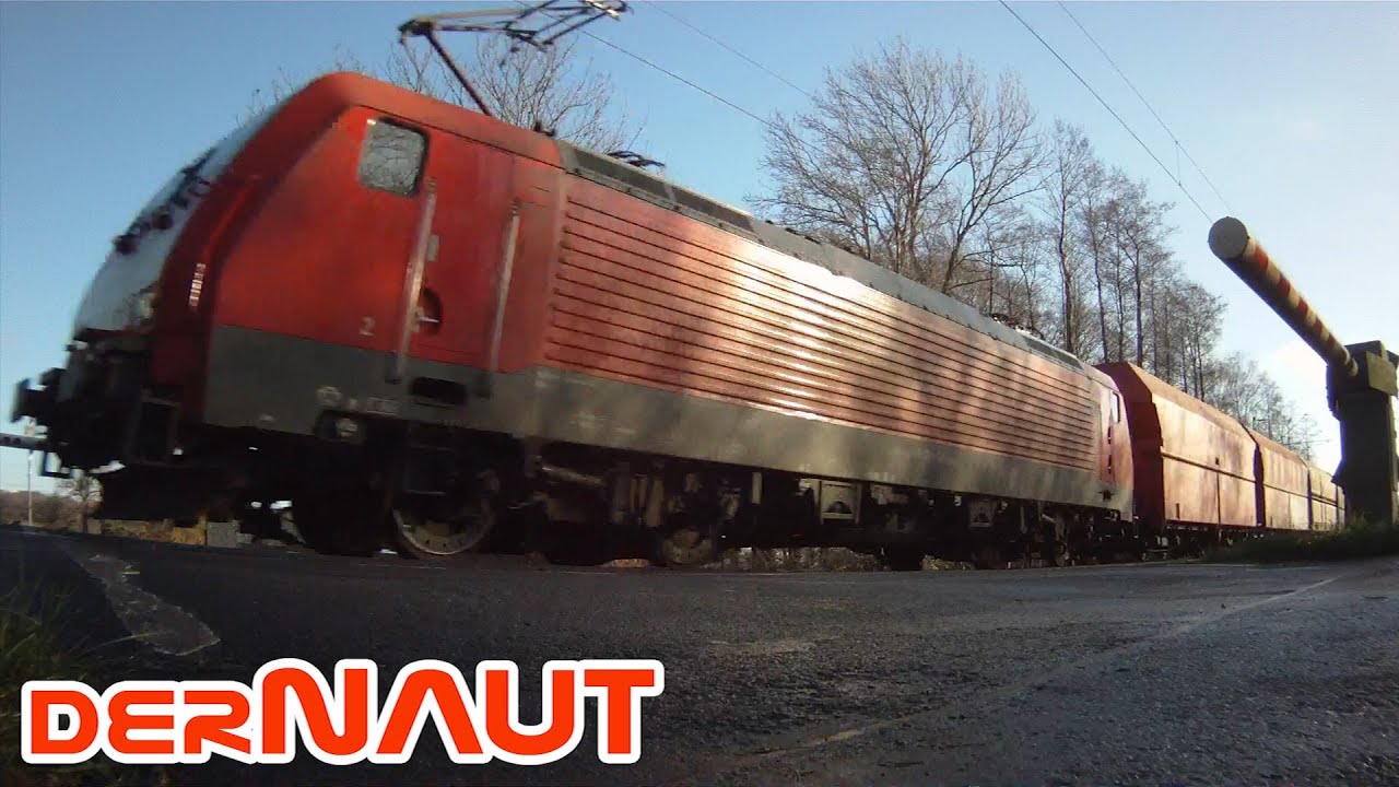Betuwe Linie Bahnübergang - Railroad crossing at Betuwe Line - YouTube
