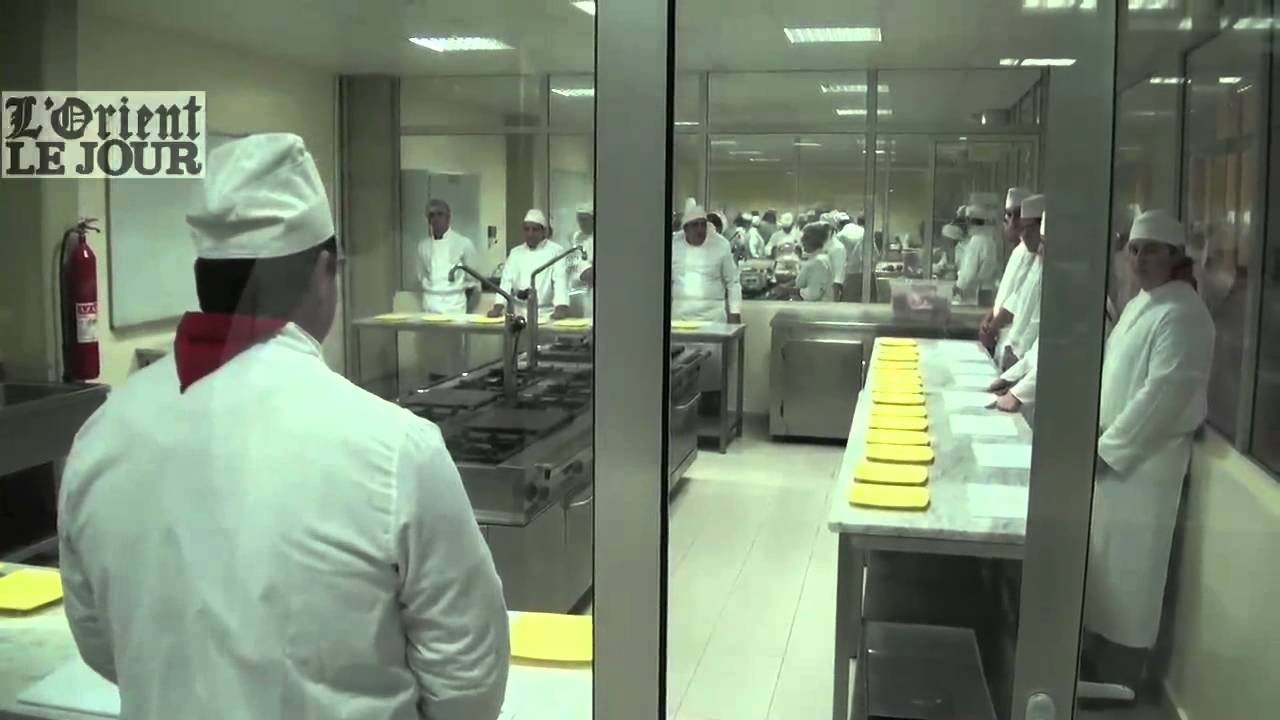 Chef Ramzi, l'imagination (gourmande) au pouvoir - OLJ - YouTube