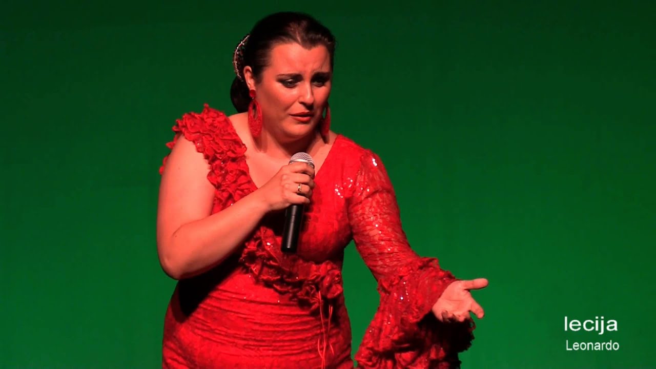 MARISA MARTÍN: "Habla con los ojos" Ecija. - YouTube