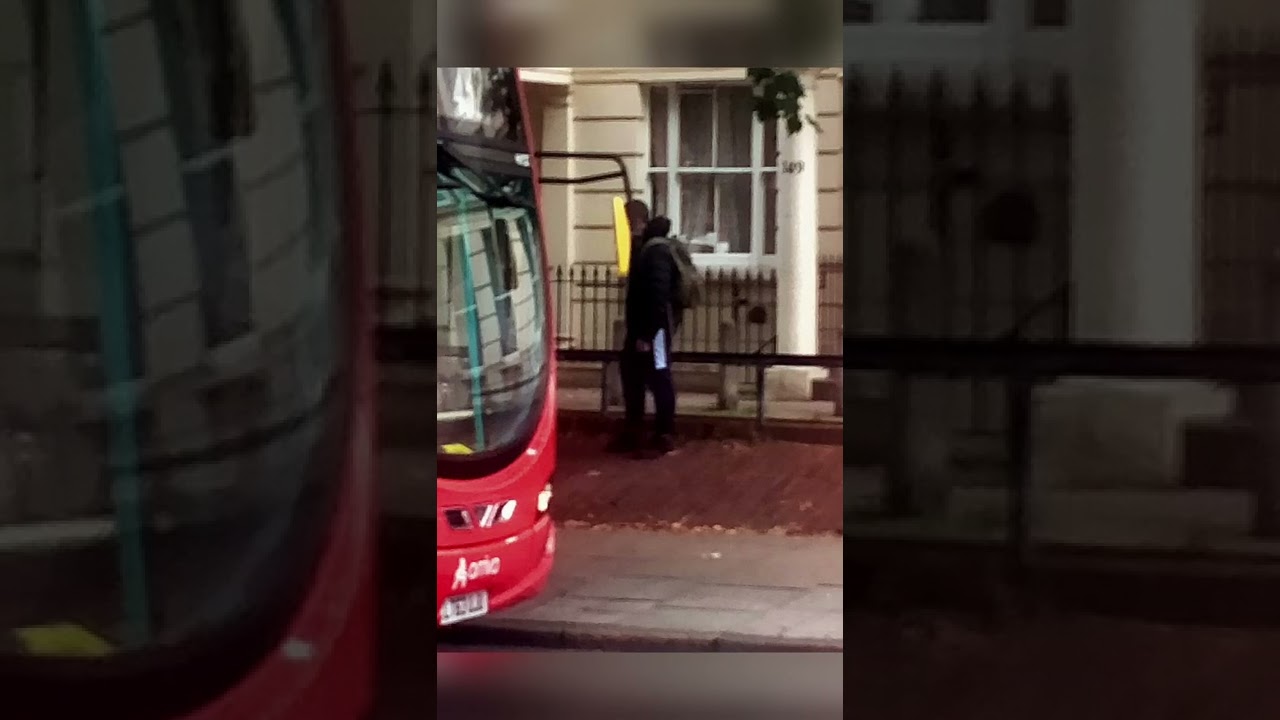 Emilienne Djadja workout - YouTube