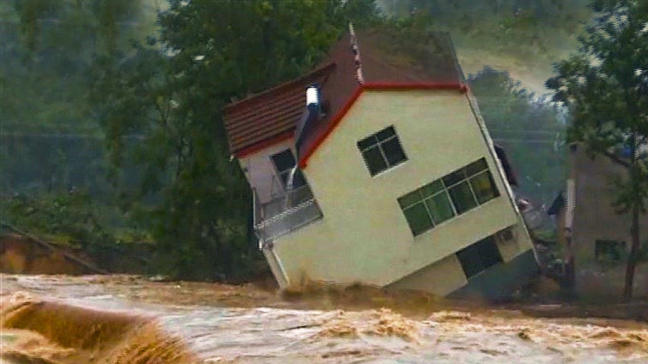 Italy's disaster! Heavy rains and storms caused massive flooding ...