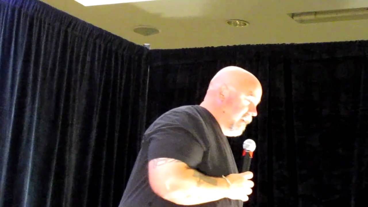 Clif Kosterman - Supernatural Vancon 2010 (clip 2) - YouTube