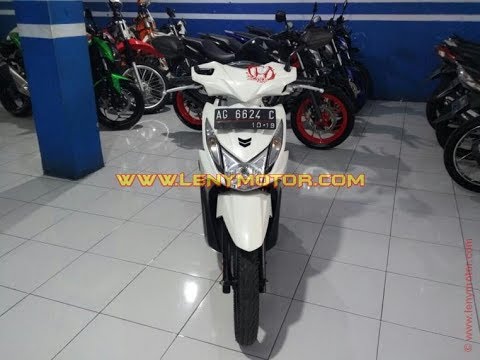 HONDA BEAT CW PGMFI 2014 WHITE RED KEDIRI | LENY MOTOR - YouTube