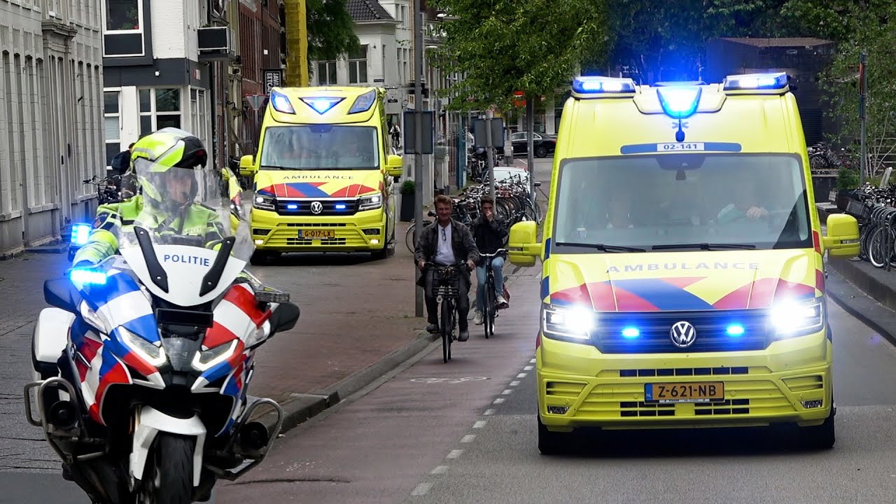 [Spoedbegeleiding] [IC-] Ambulances & Politie [-motoren] met spoed in ...