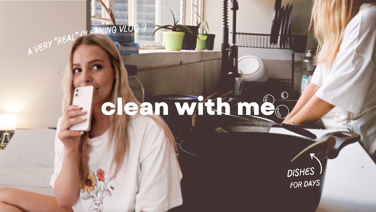 CLEAN WITH ME | a very *REAL* cleaning vlog // cleaning motivation 2022 ...