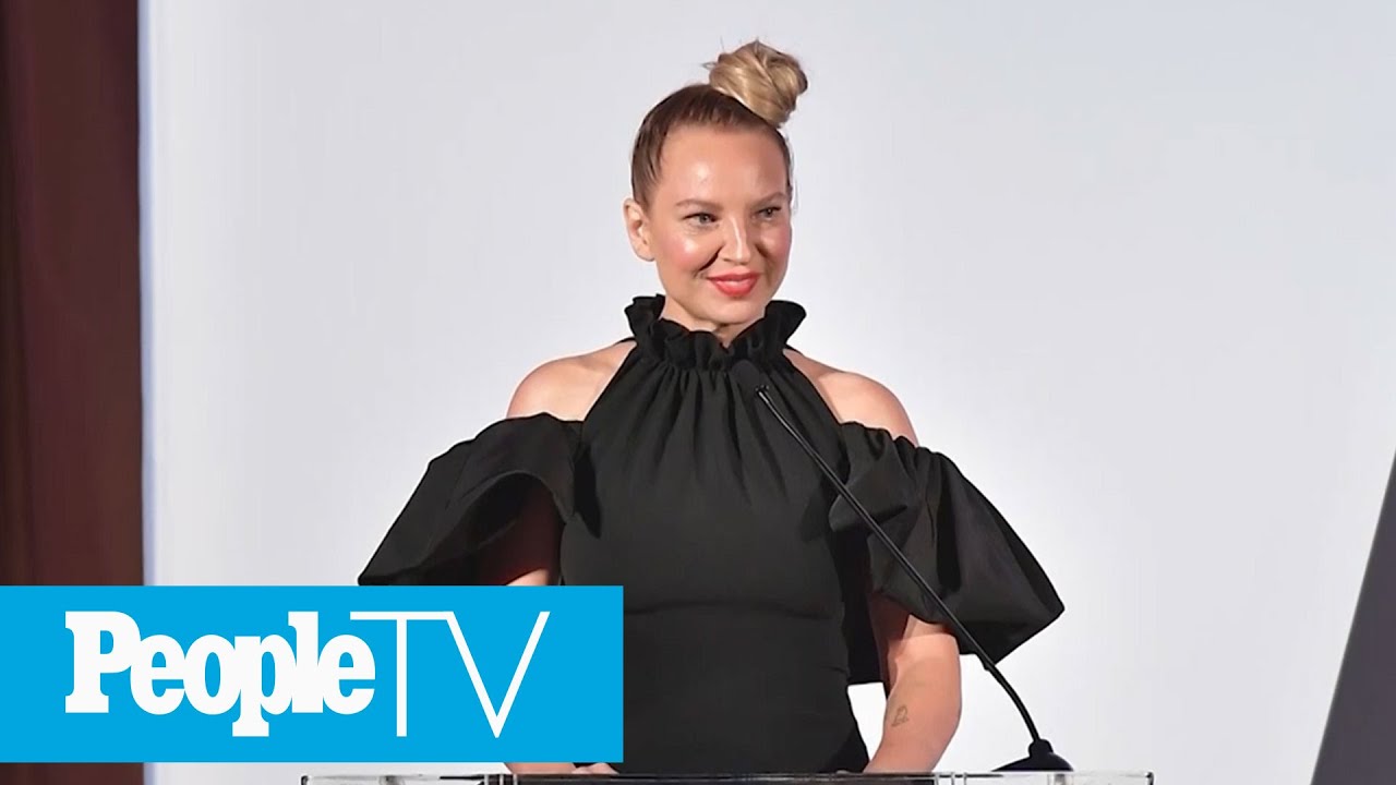 Sia Shocks Radio Hosts After Going To Bathroom During Live Interview ...