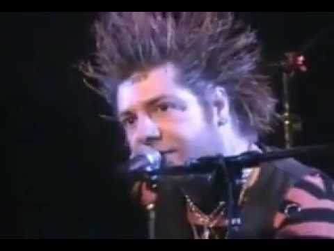 Rancid - Red Hot Moon live acoustic - YouTube