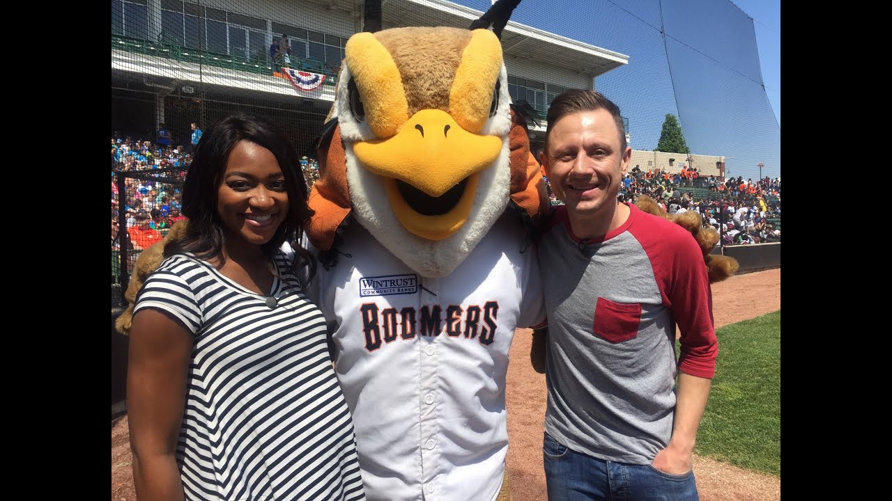 Chicago’s Best Baseball Bites Show Open - YouTube