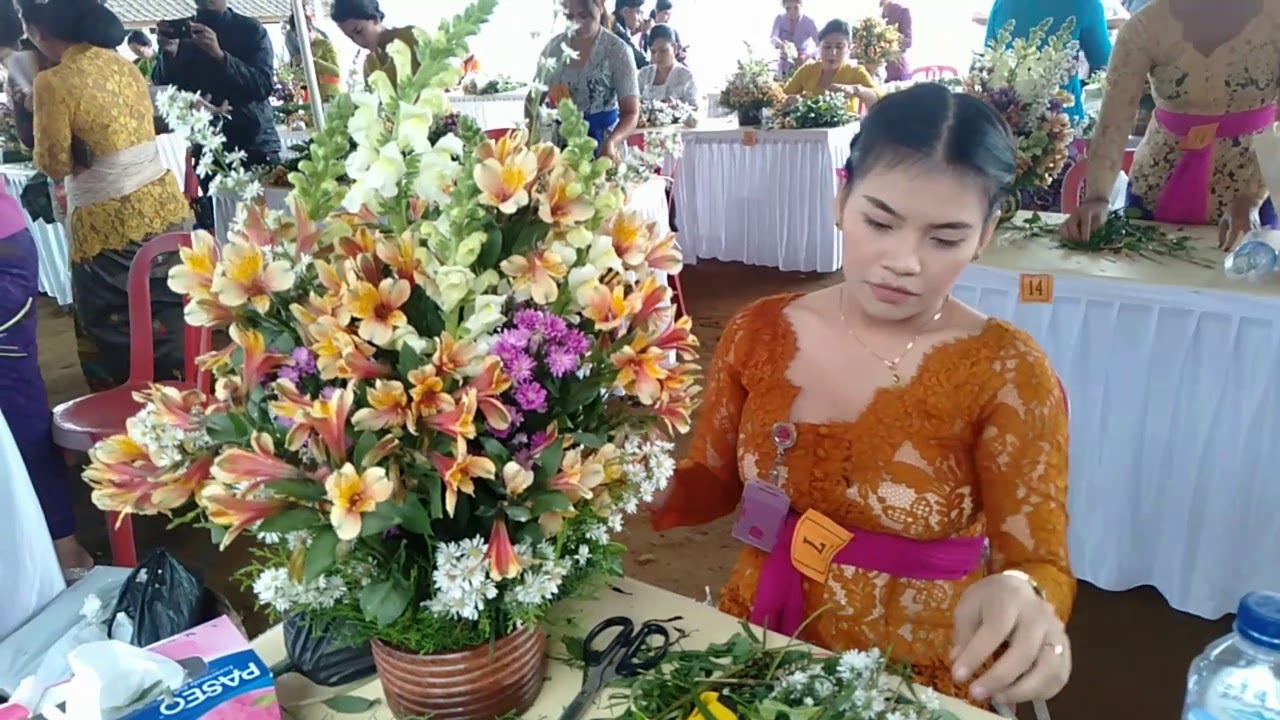LOMBA MERANGKAI BUNGA, EDUKASI BUNGA NUSANTARA - MoJoC 2019 - DENPASAR ...