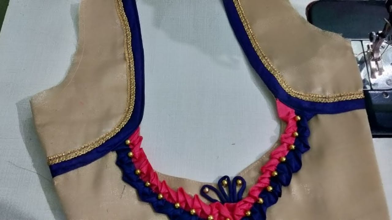 Very beautiful patchwork blouse back neck design cutting and stitching ...