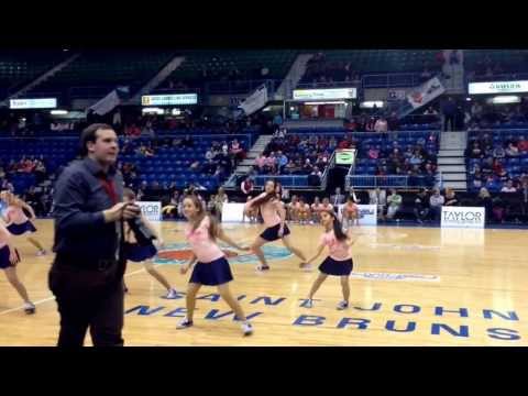 Mini Millies and Millies perform together