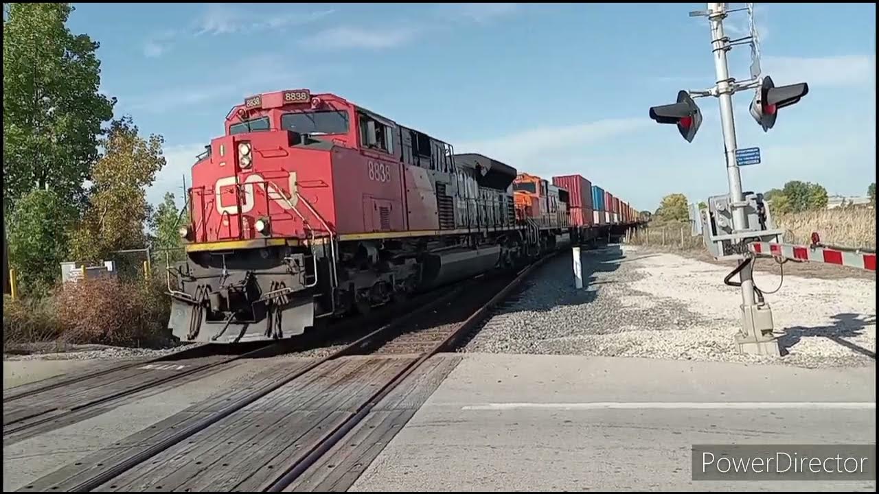 A Very Busy Day Railfanning Canadian National in Fond Du Lac, Wisconsin - YouTube