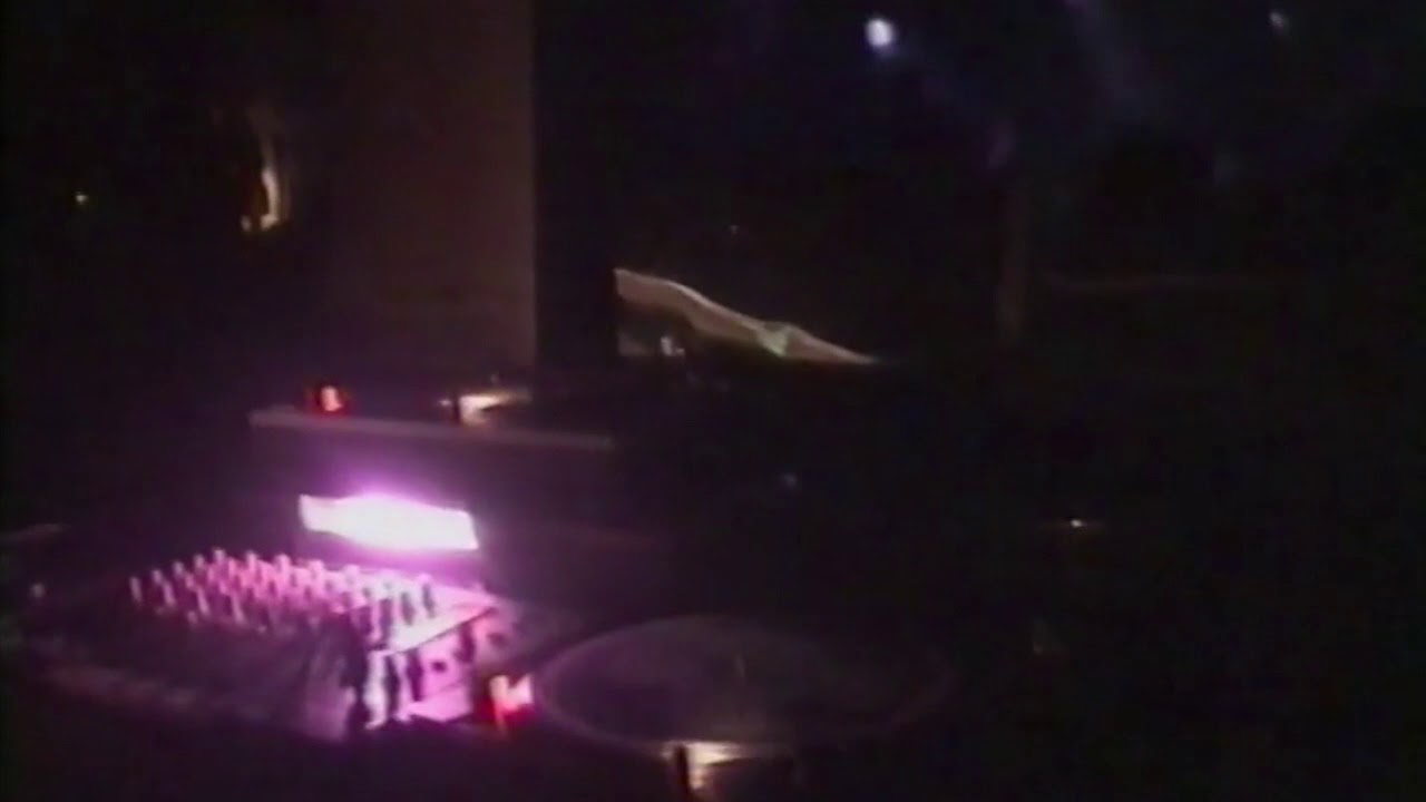 1995 David Vunk DJ Set at De Vlerk Club in Rotterdam TECHNO old Skool ...