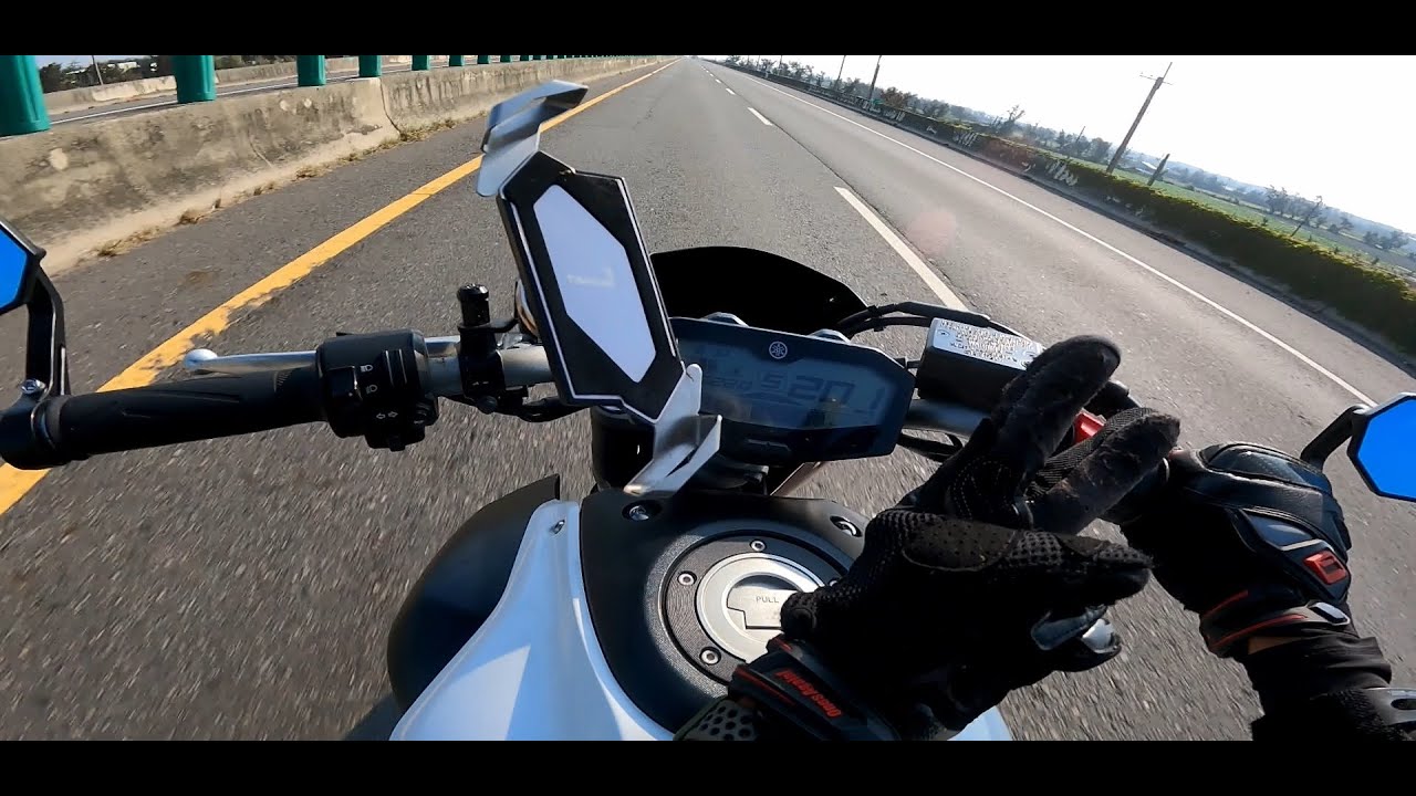 Yamaha MT07 Top Speed Test | full throttle run - YouTube