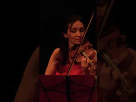 Eva León performs the Czardas by Monti #shorts #horstsohm #musicartstrings #music #violin - YouTube