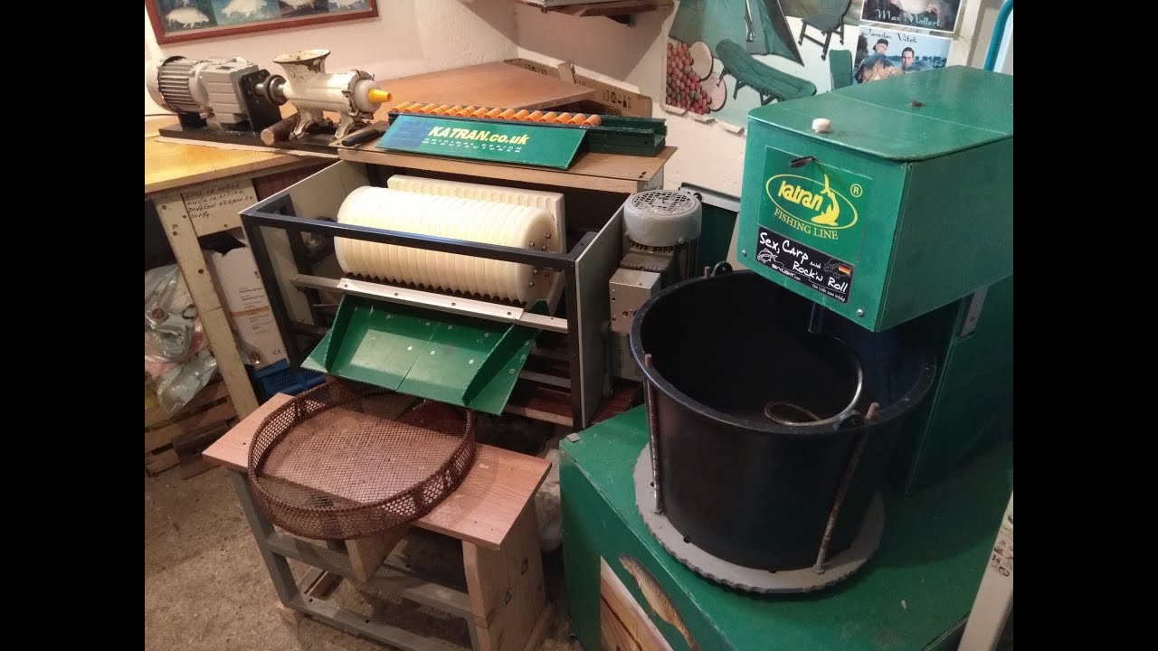 Boilie making - YouTube