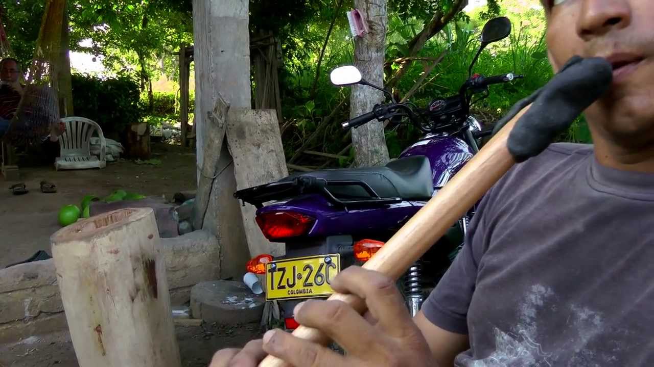 Fabricación de una Gaita colombiana - YouTube