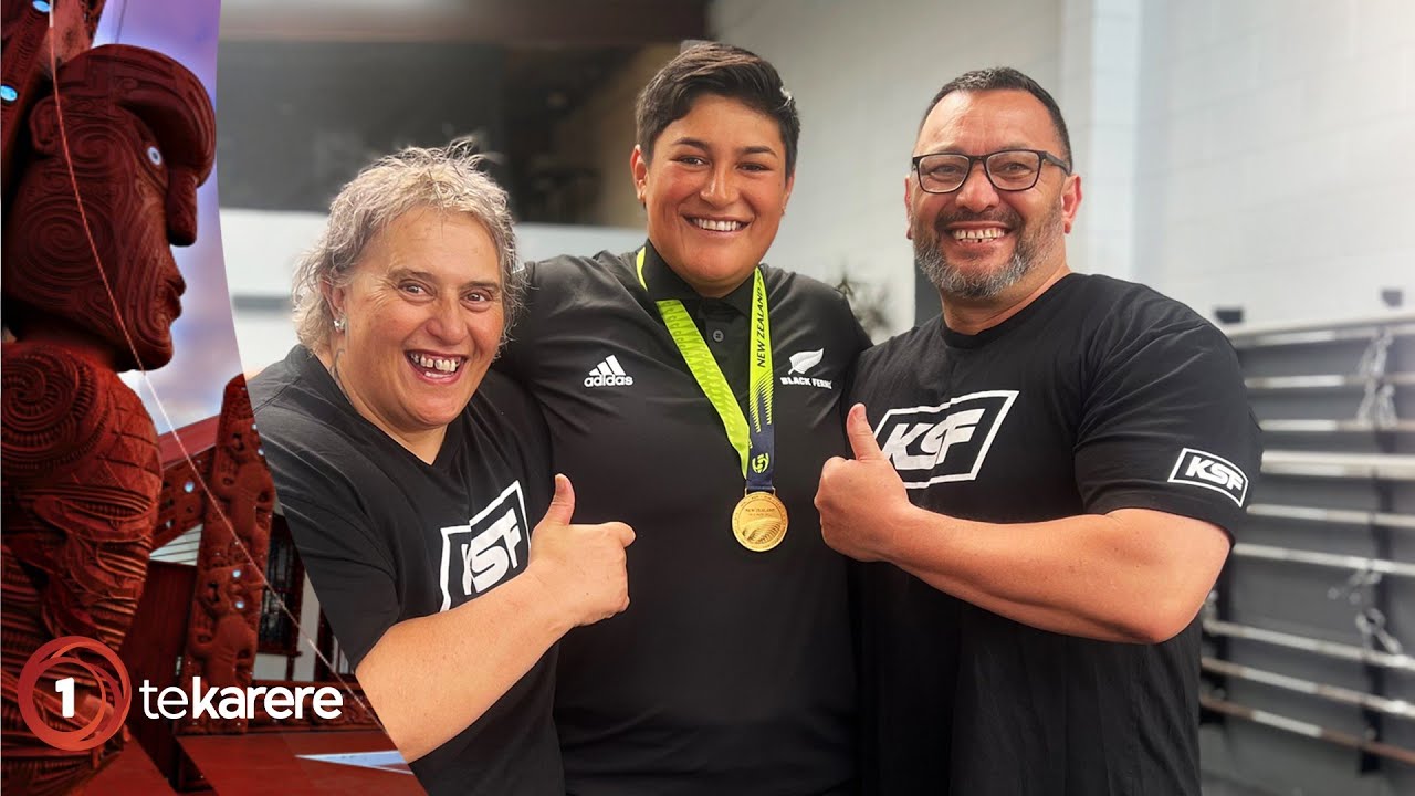 Kaitaia celebrates Black Fern’s Krystal Murray - YouTube