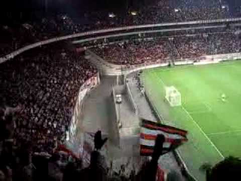 VAK410 dale + rentree Gabri tijdens Ajax - Willem 2 17-10-09 - YouTube