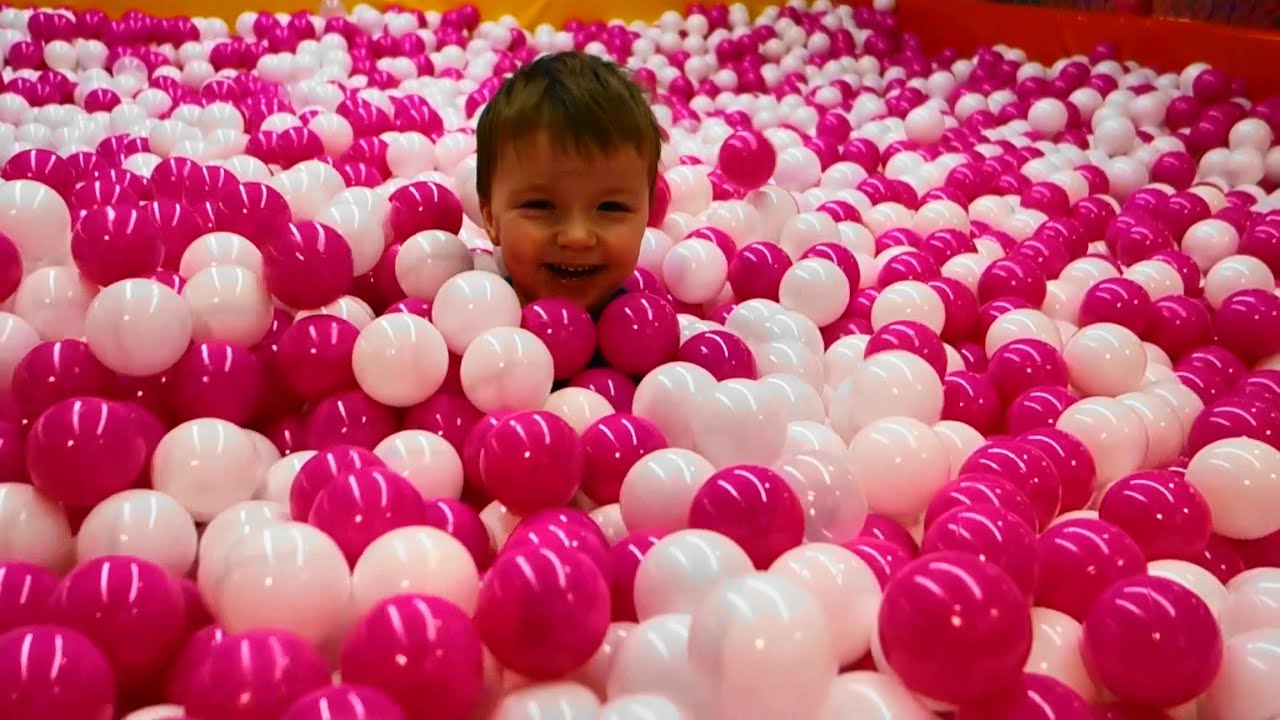 A HUGE AMOUNT OF BALLS! | Kids playing! 😄 - YouTube