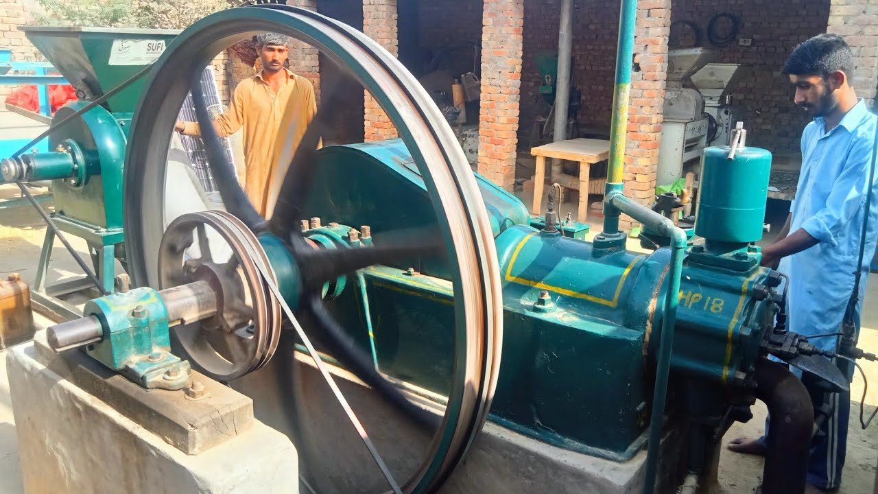 Desi Old Ruston Engine Start up || Ruston Hornsby Engine || Start up ...