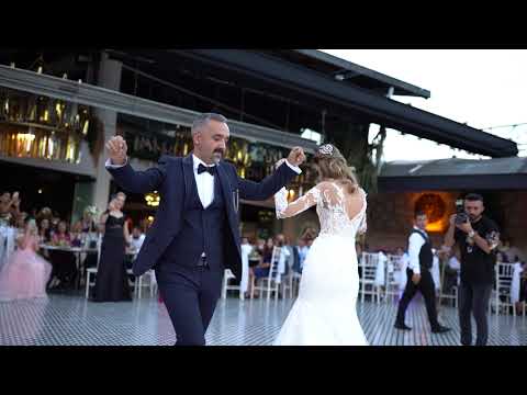 Muhteşem Zeybek Gösterisi (Çakal çökerten zeybeği)