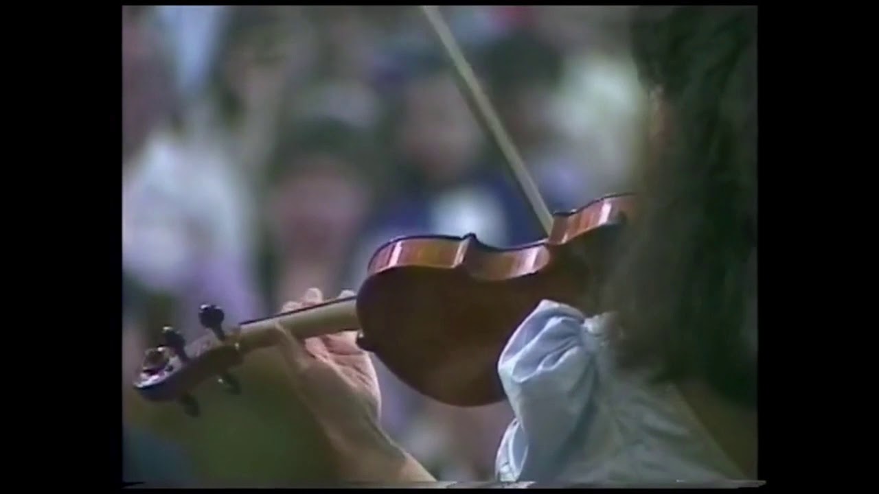 Alyssa Park at the 1990 Tchaikovsky Competition - YouTube