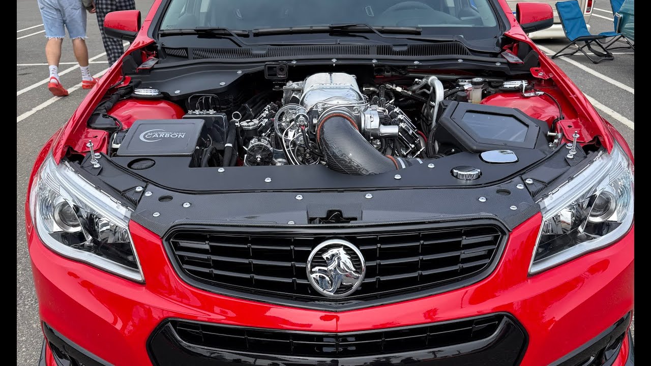 People try to guess what this Chevy SS Sedan / Holden VF is at HotRods ...