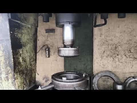 500 TON HYDRAULIC PRESS in Action!  Amazing Heavy Machinery For SALE