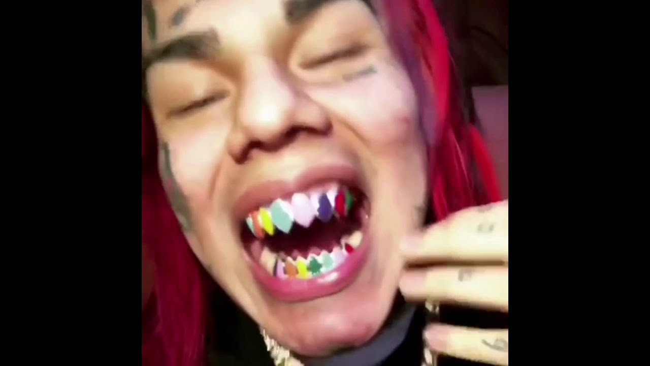 6ix9ine Gets A New Grill To Celebrate Gummo - YouTube