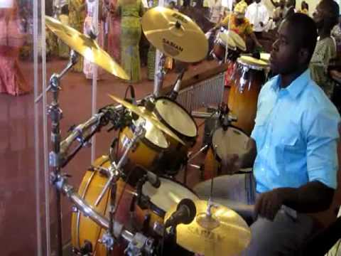 ERWIN BOATENG "THIS IS THE DAY" - YouTube