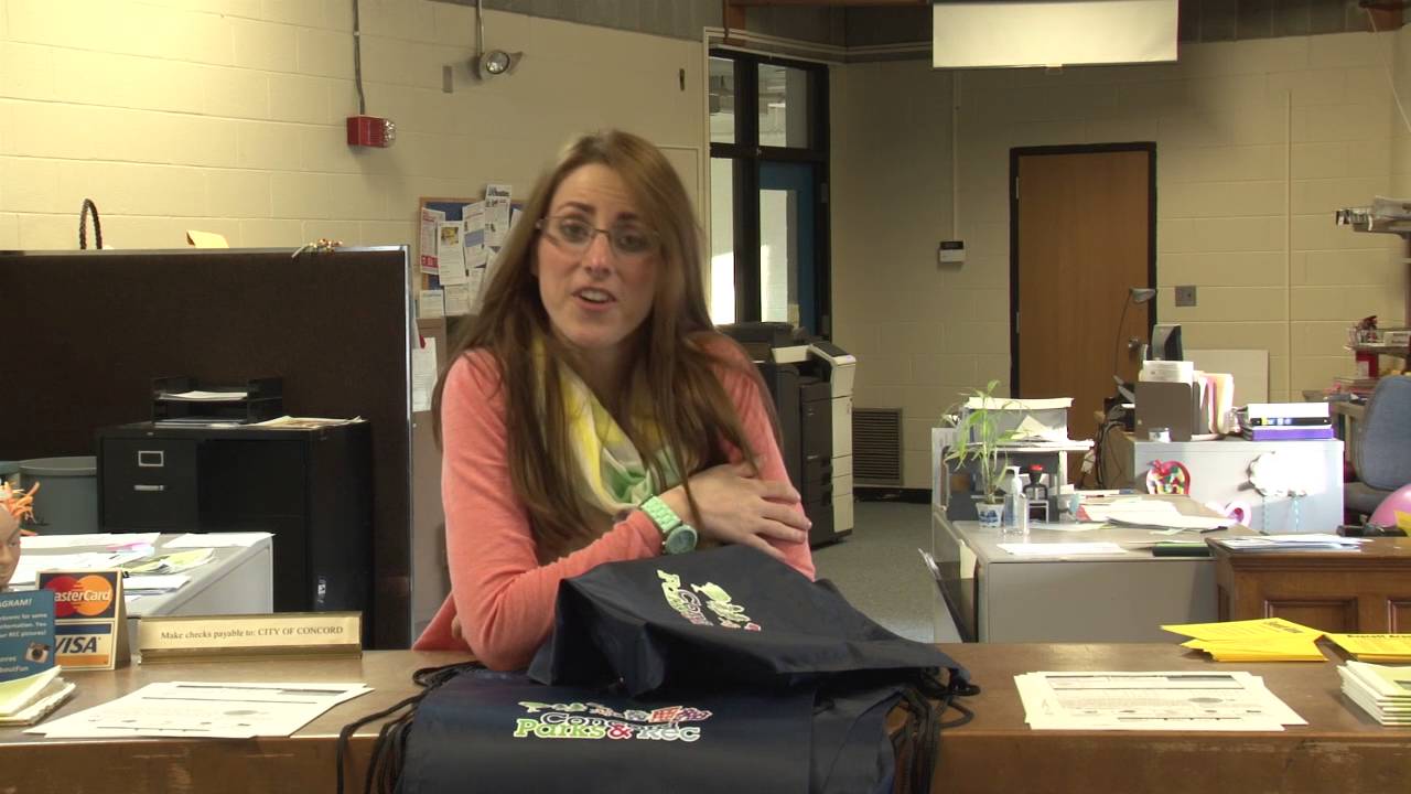 Parks and Rec In 10 - Episode 11 (Kids Camp Bag) - YouTube