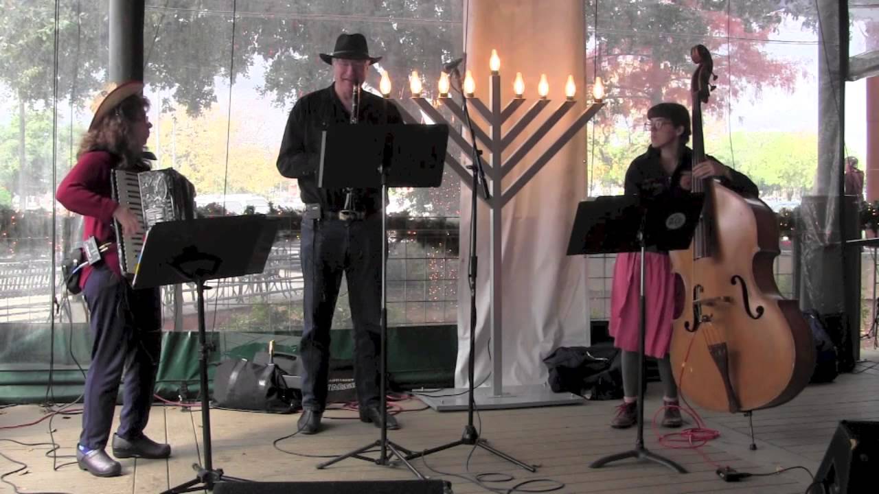 Yiddish Cowboys at Central Market - Chanukah in the Hood - YouTube