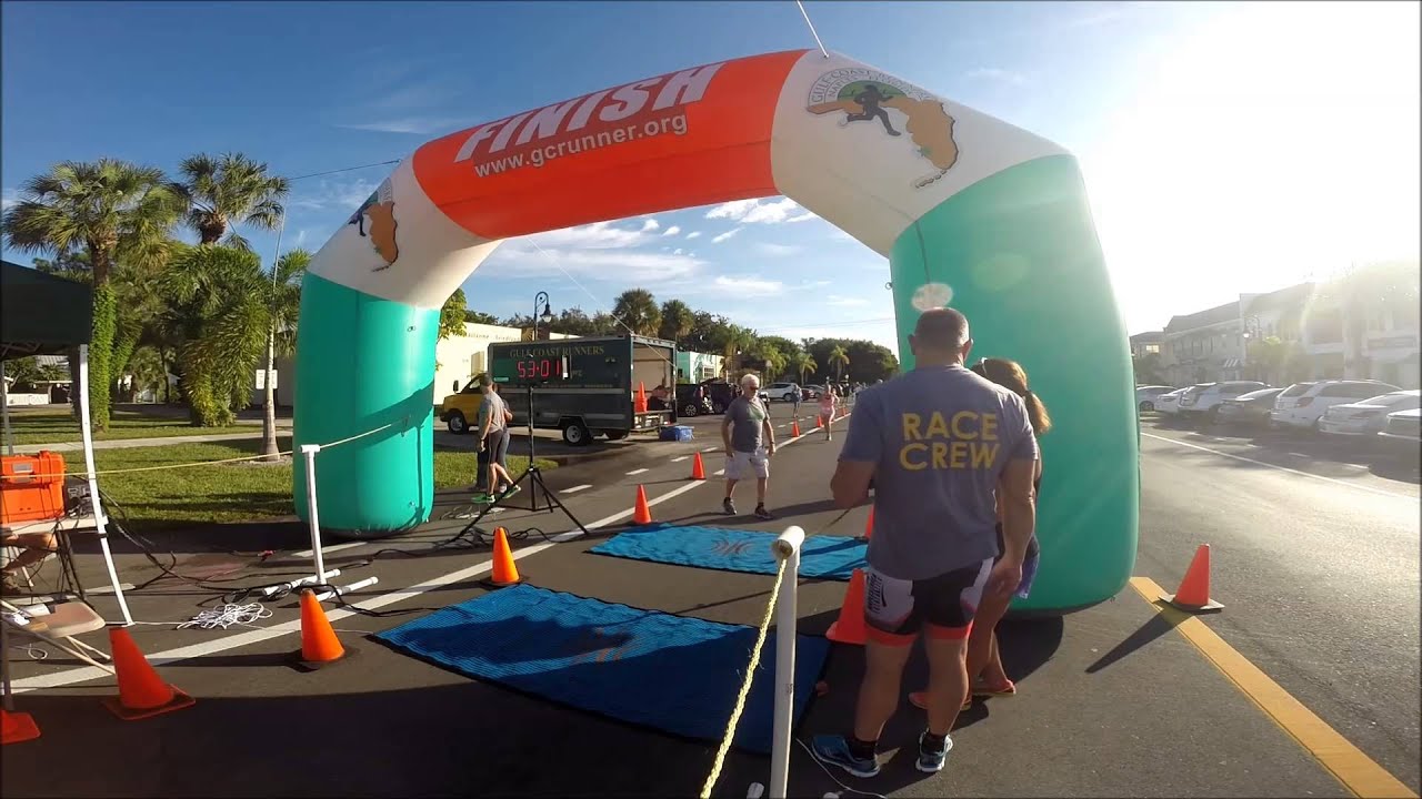 2014 Old Naples 10K finish line video - YouTube