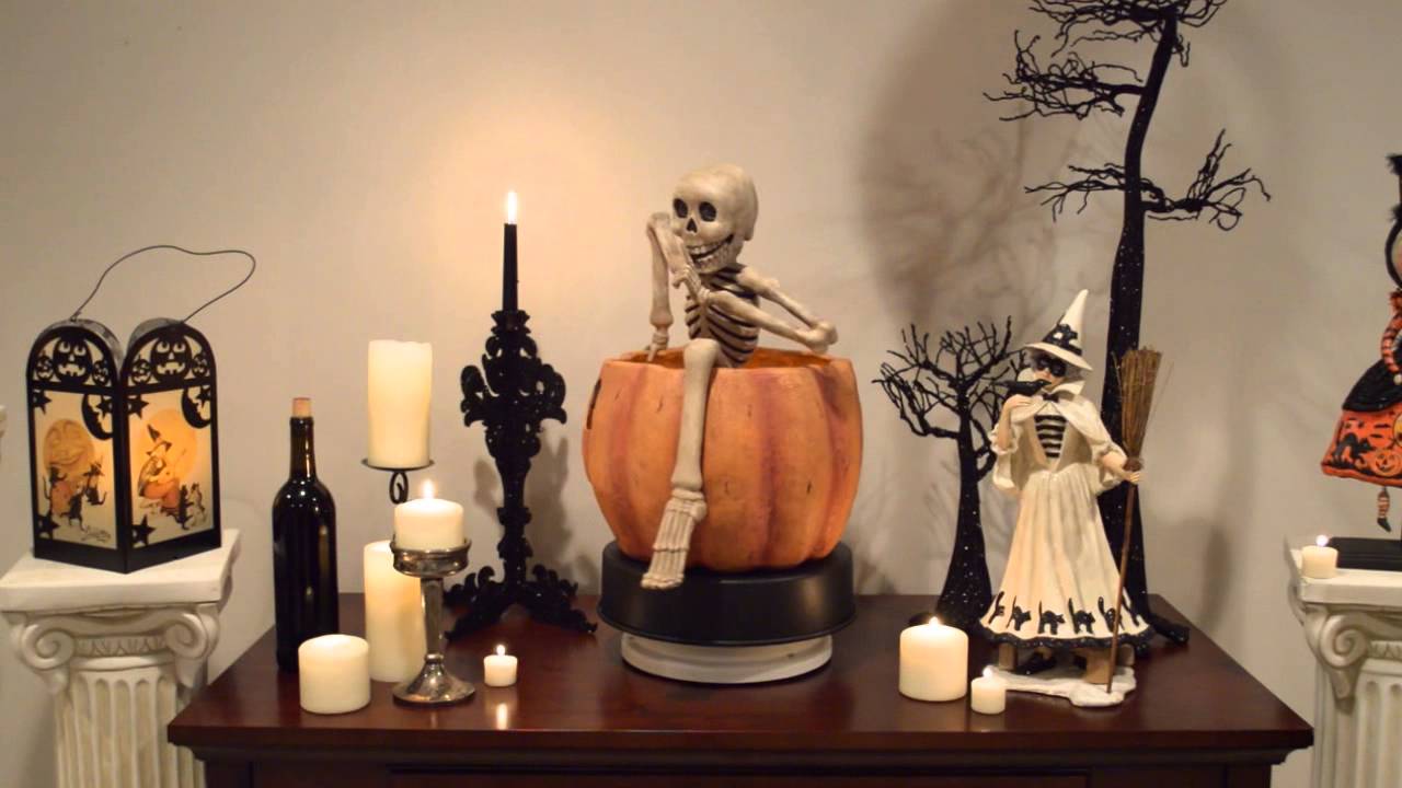 Bethany Lowe Creeping Skeleton - Black Bow Halloween Shoppe - YouTube