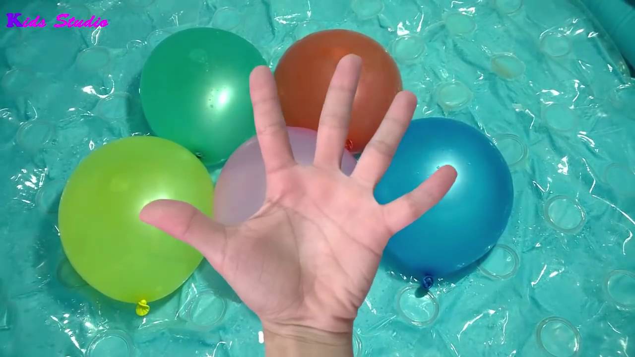 Learn Colours Wet Balloons Finger Family Colors Water Balloon Song ...