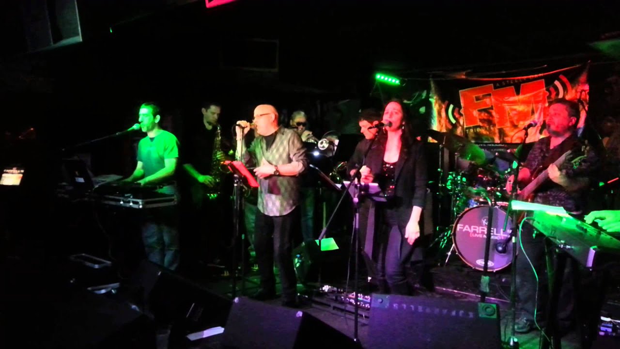 Royal Scam Steely Dan tribute band "FM" - YouTube