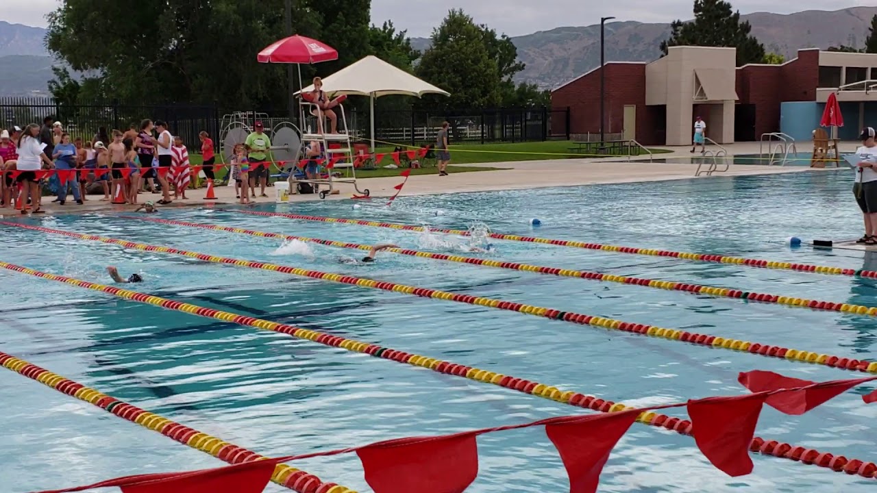 Edna Free Style Swimming - YouTube