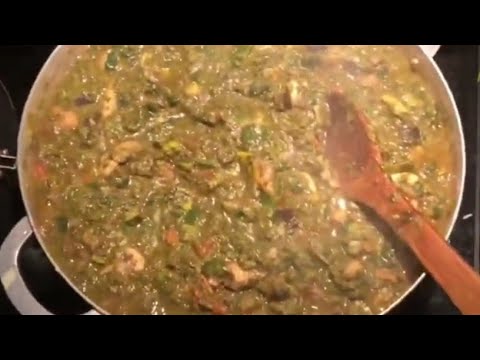 Guteka isombe +ibihumyo (feuilles de mainioc +champignons) - YouTube