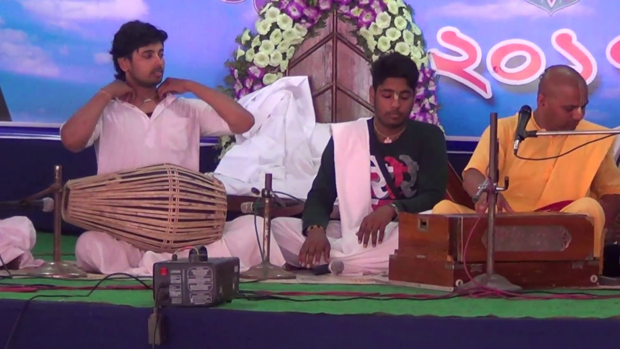 Mangalacharan by HG Srivas Charan Prabhu - ISKCON Malda Rathyatra 2017 ...