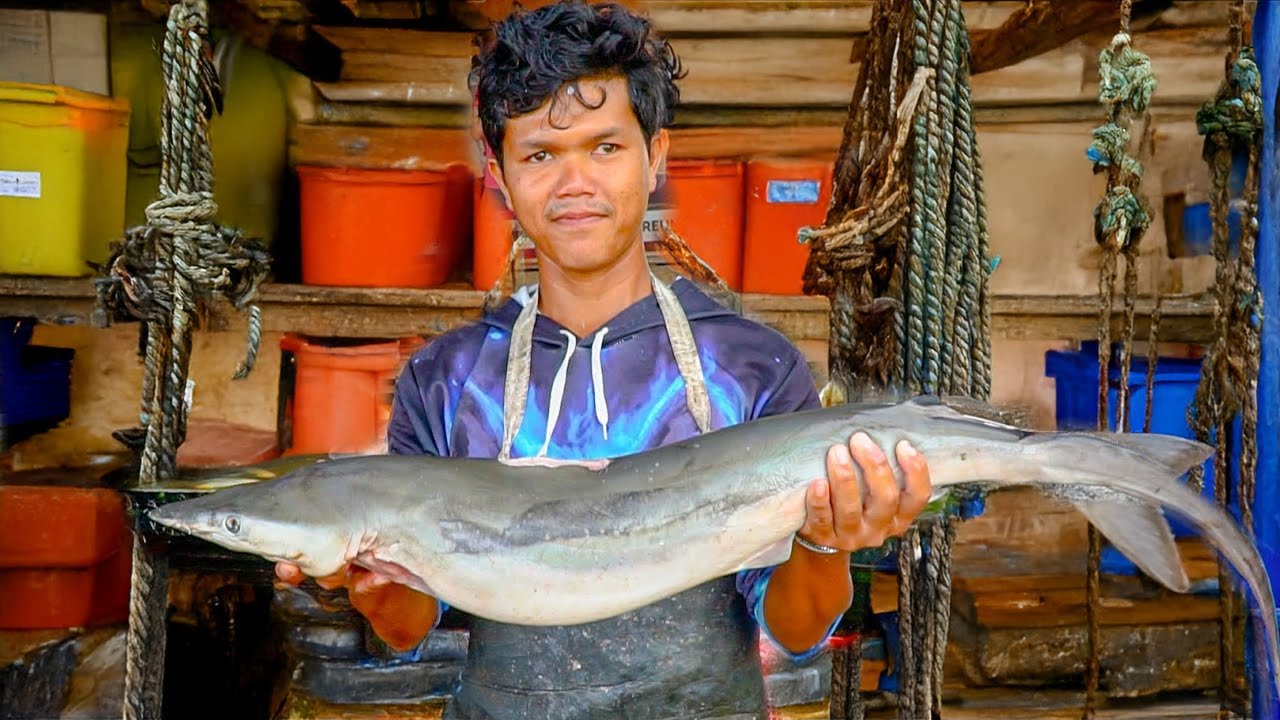 PERFECT FISH CUTTING || EXPERT AGE 16 HOW TO CUT Sharks FISH QUICKLY ...