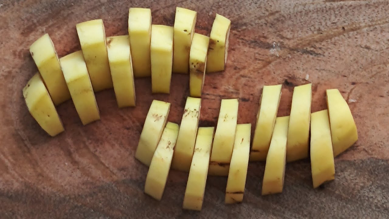 LizaMayVlog is live! Beautiful banana cutting design - YouTube