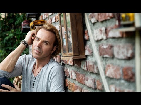 Soner Arıca - Kapını Çalan Benim (Official Video)