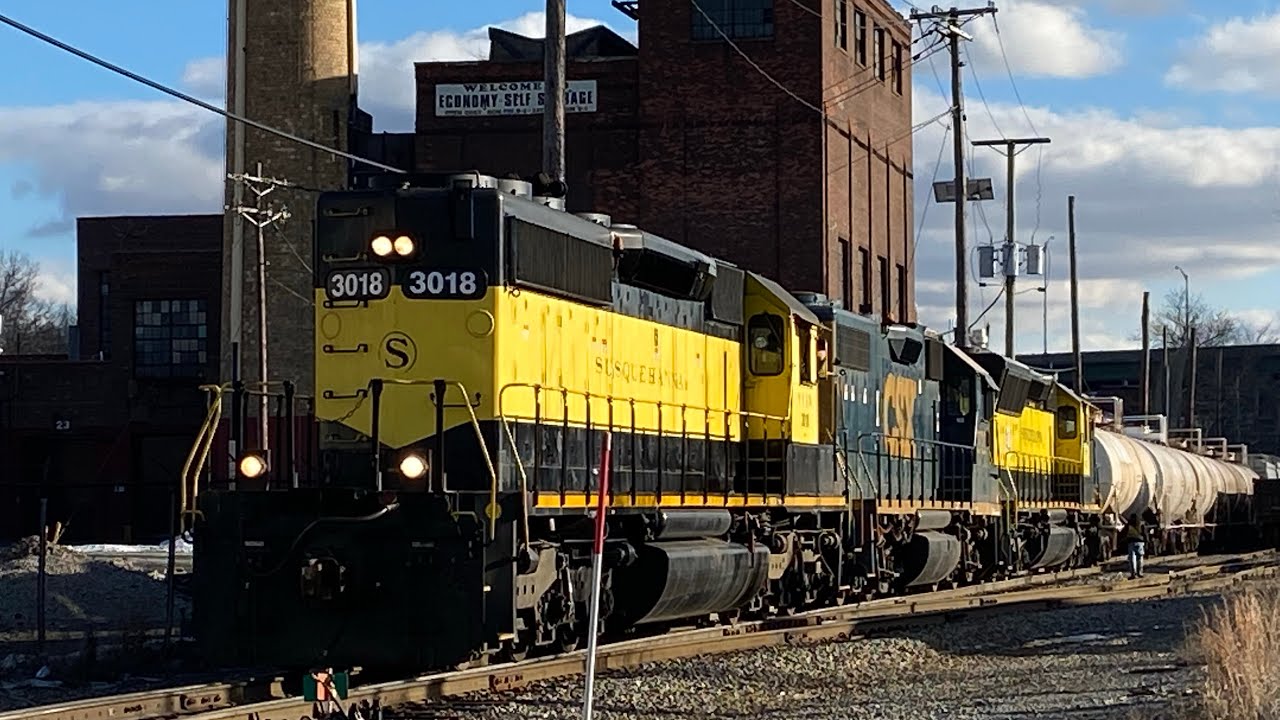 Railfanning Ridgefield Park with CSX, NYSW and NJT - YouTube