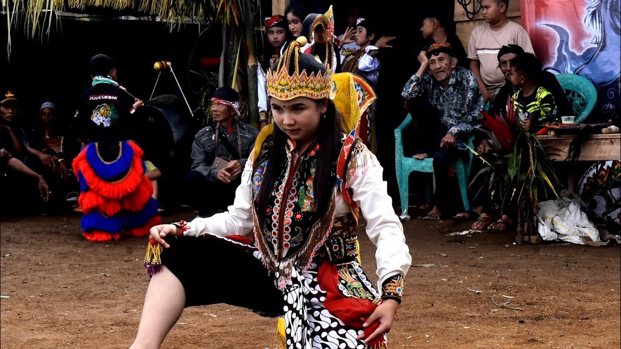 Tari Kiprah new turonggo seto - YouTube