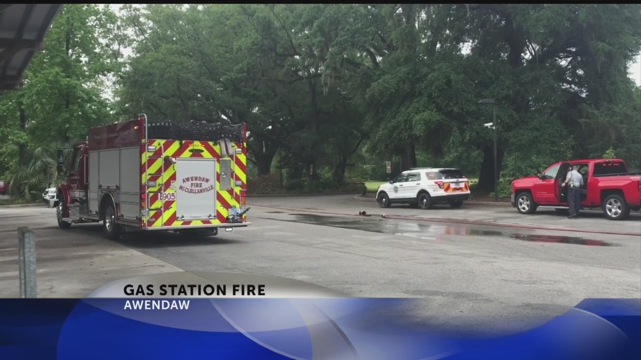 Fire in Awendaw now extinguished; minor damage reported - YouTube